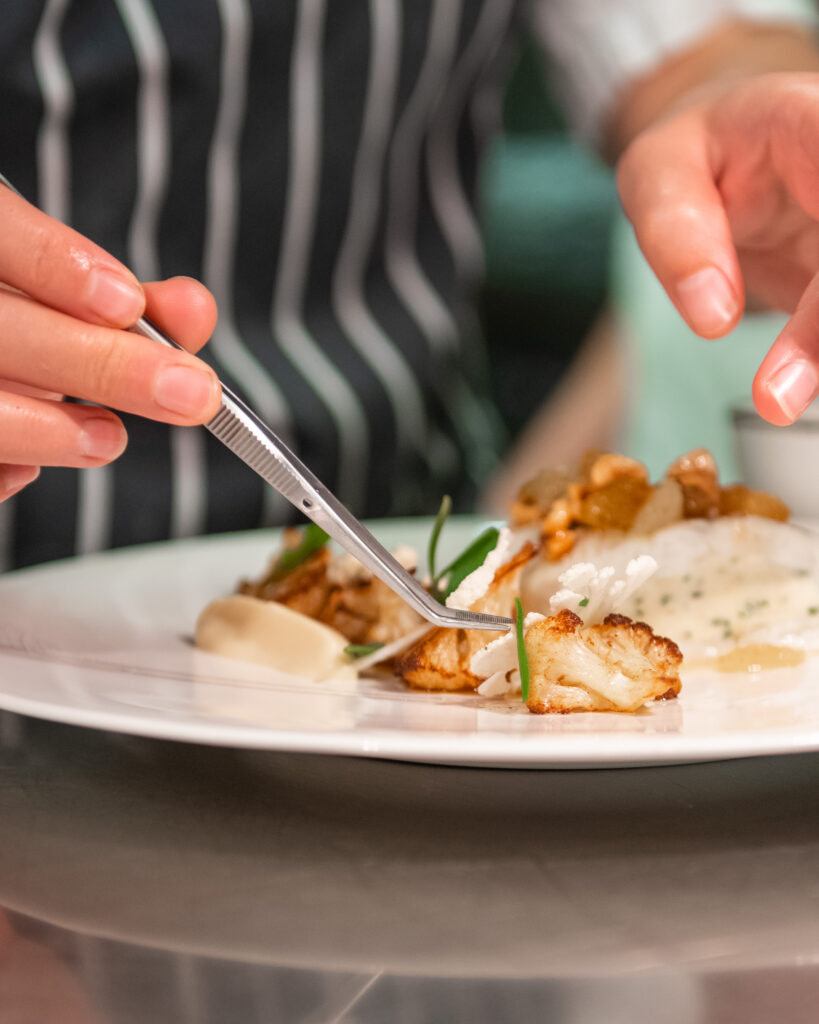 ABOUT – Sally Abé